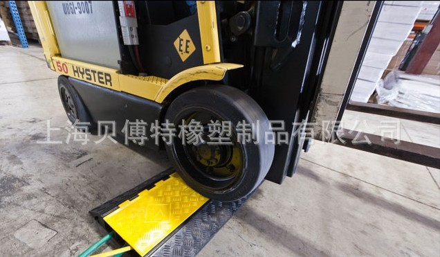 演出护线槽 贝傅特BFT橡塑制品